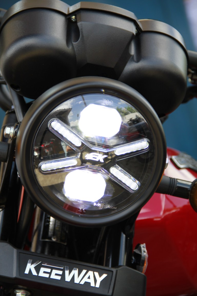 EK Xpress 200S: ¿cuánto cuesta la nueva moto de EK?